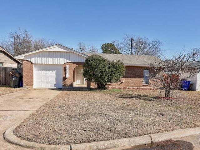 1313 Keystone Ln, Norman, OK 73071