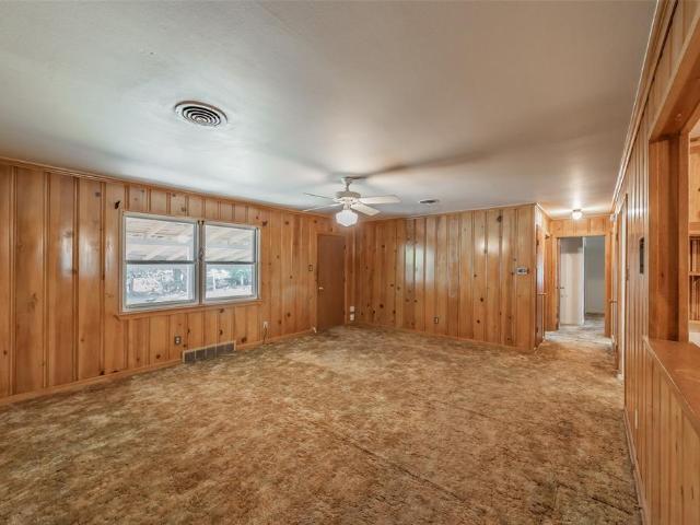 1313 Killian Drive
