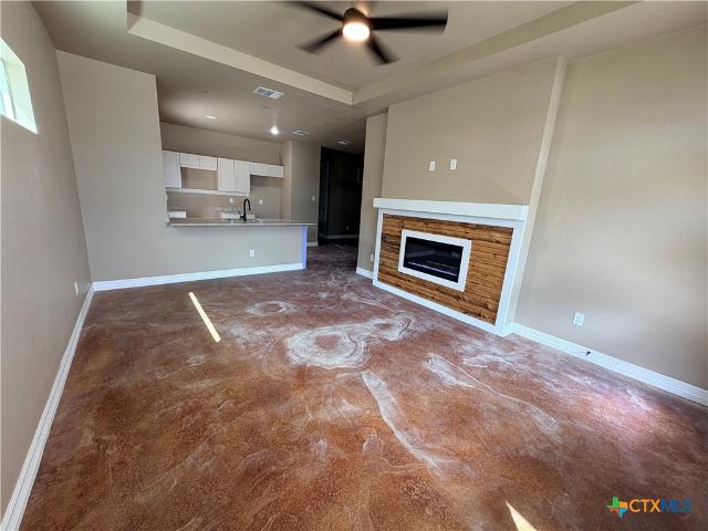 1313 Lone Pine Way