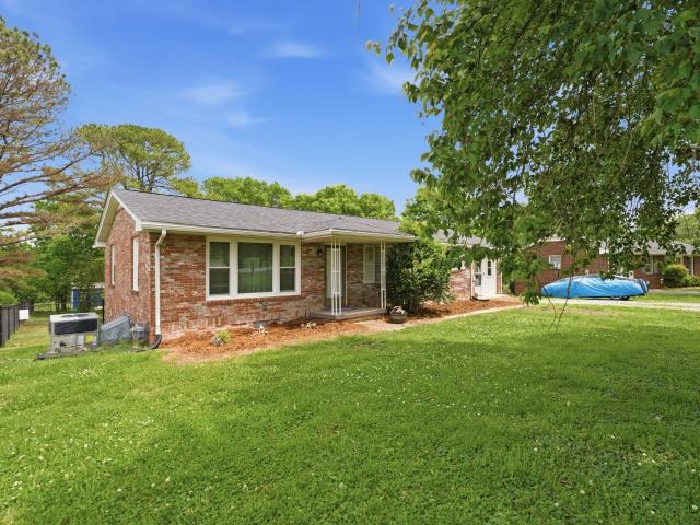 1313 Raby Ave