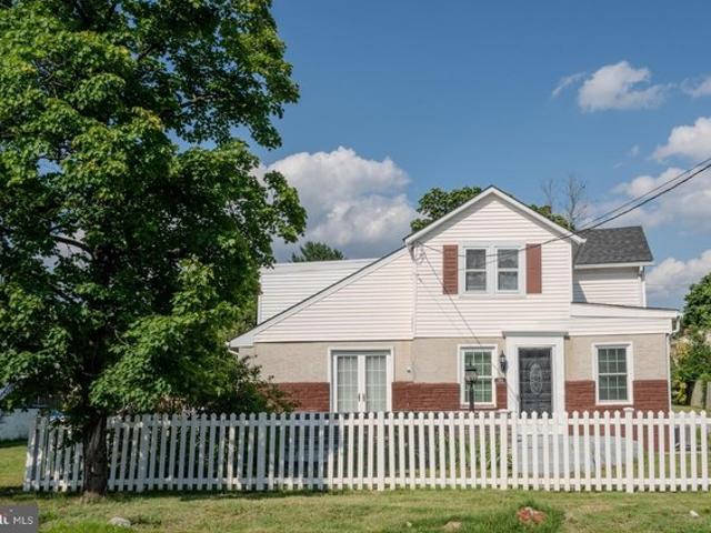 1313 Red Bank Ave, West Deptford, NJ 08086