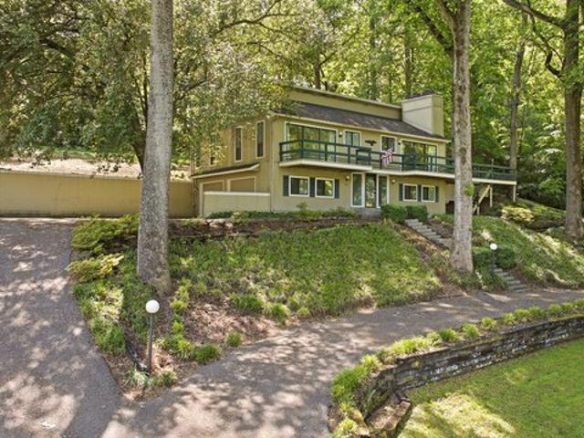 1313 S Chilhowee Dr, Knoxville, TN 37914