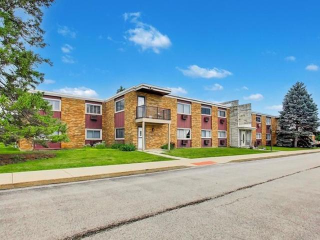 1313 S Rebecca Rd Unit 116B, Lombard, IL 60148
