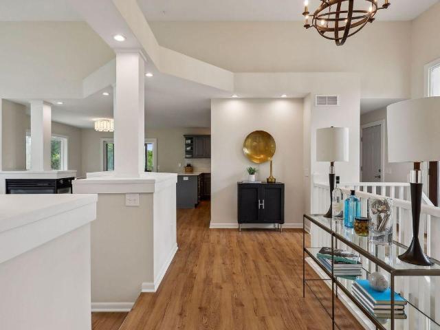 1313 th Avenue S