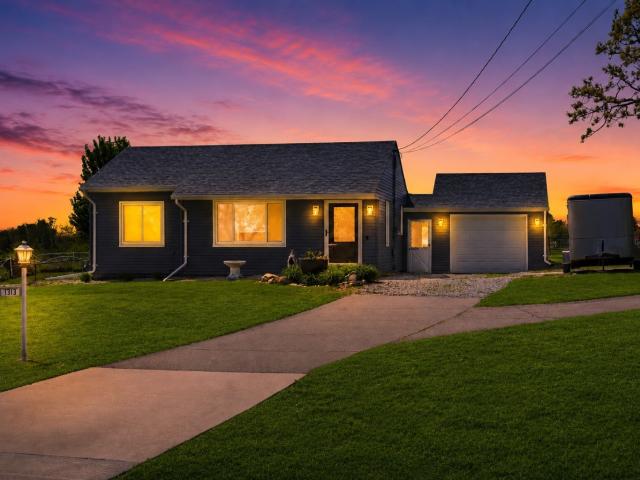 1313 W 4th Street N