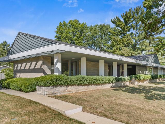 1313 Waverly Drive
