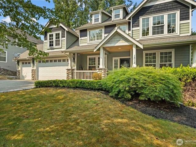 1313 24th Avenue Ct SW, Puyallup, WA 98373