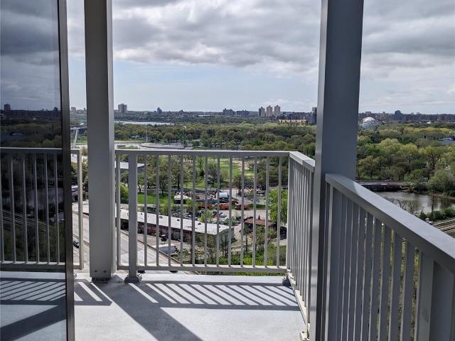 131 02A 40th Road 18H