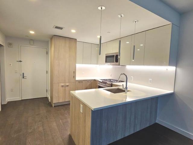 131 0 th Road PH1Y