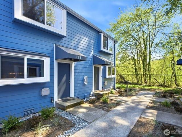 131 146th Ave SE, Bellevue, WA 98007