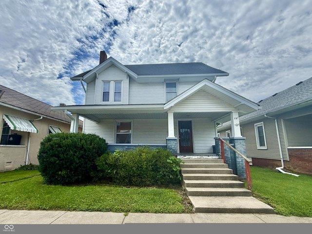 131 2nd St, Shelbyville, IN 46176