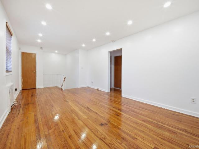 131 45 th Street upper