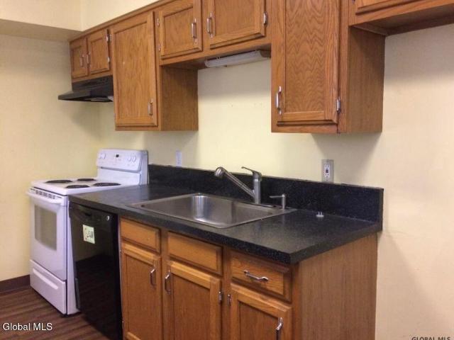 131 6th Avenue 1 #