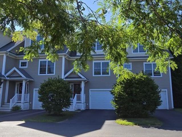 131 Court St Unit 9, Exeter, NH 03833