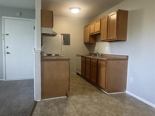 131 Canfield Street # Unit: 2 / Bldg: 131