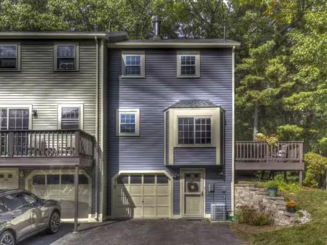 131 CANNONGATE III RD, NASHUA, NH 03063 Condo/Townhome For Sal.