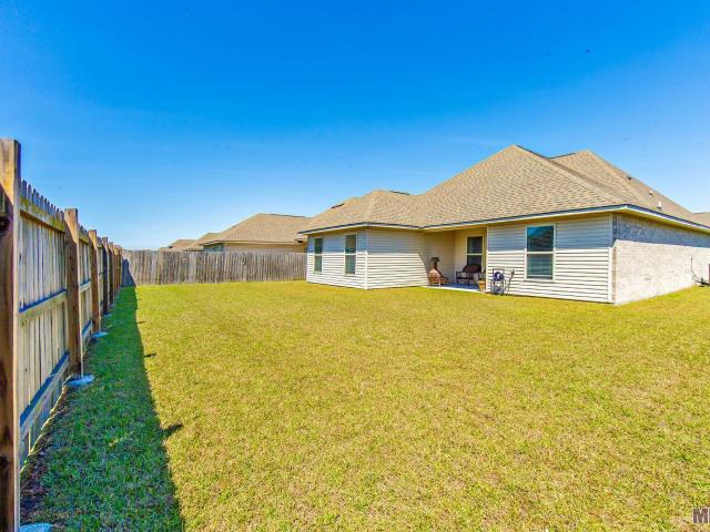 131 Cesare Dr, Thibodaux, LA 70301 | MLS #BY2026005 | Compass