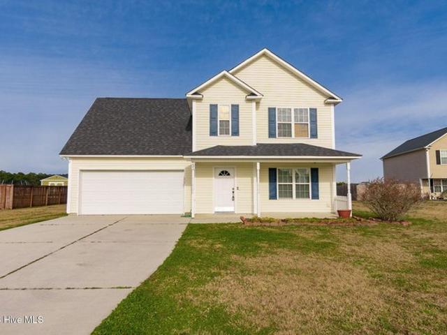131 Cherry Grove Dr, Richlands, NC 28574
