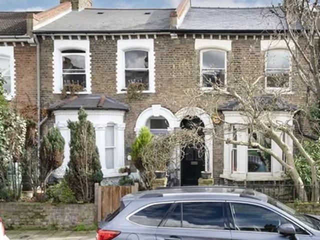 131 Crystal Palace Road, London, SE22 9ER, United Kingdom | 2 bed townhouse for rent #136165497 | Rentberry