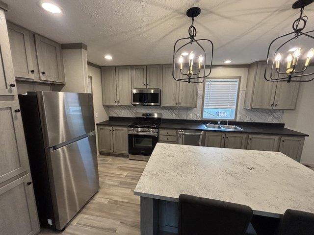 131 Arlington Dr Unit 131, Dimondale, MI 48821