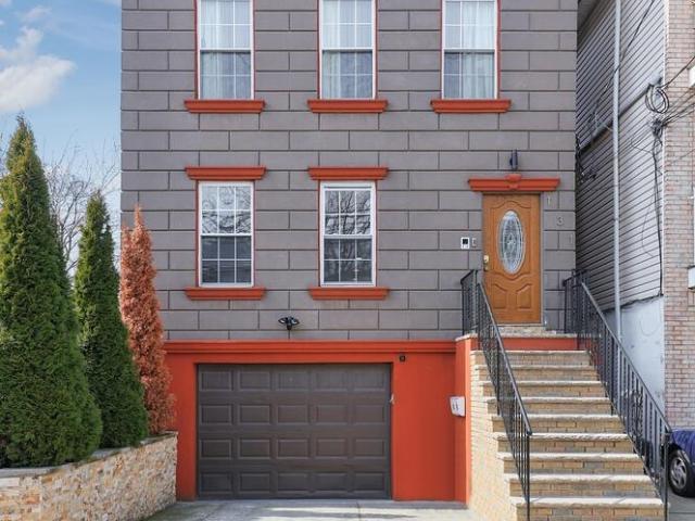 131 Armstrong Ave # 1st fl