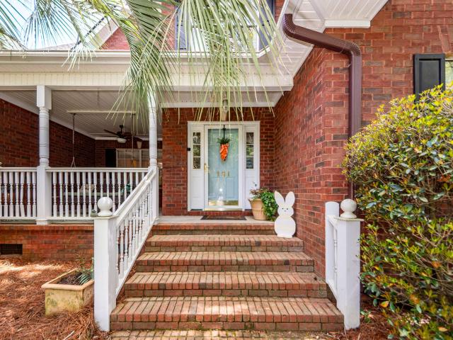 131 Arrowridge Court