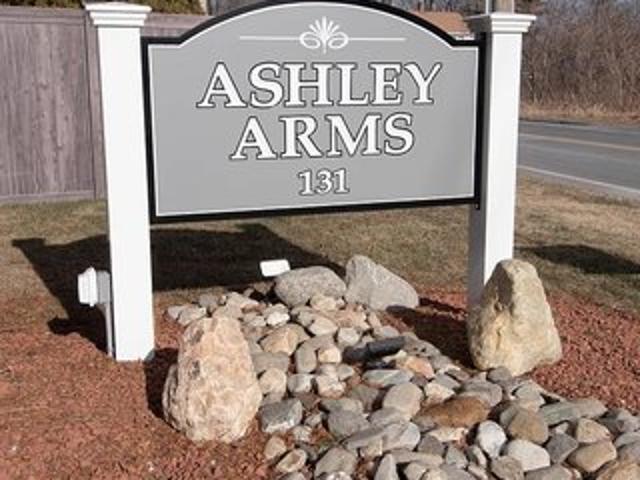 131 Ashley Ave, West Springfield, MA 01089