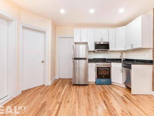 131 Ave C 2B, New York, NY