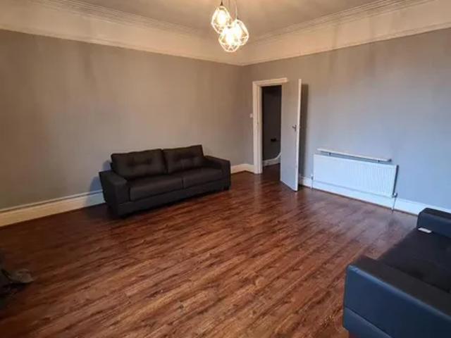 131 Barlow Moor Road, Manchester, M20 2PW, United Kingdom | 3 bed duplex for rent #140544163 | Rentberry