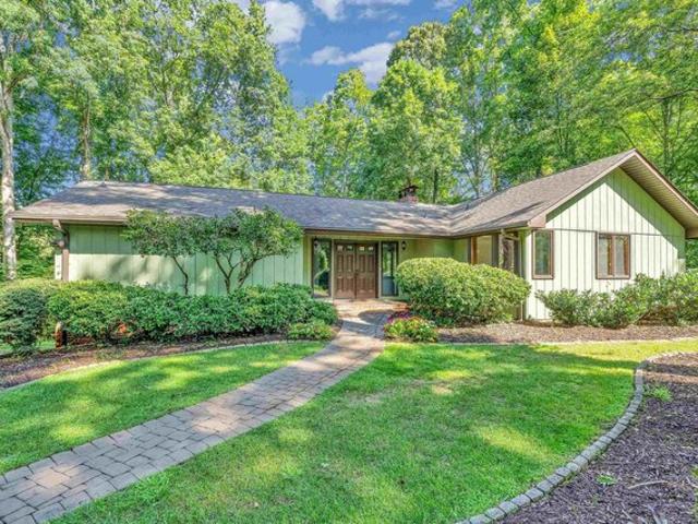 131 Browning Dr, Greer, SC 29650