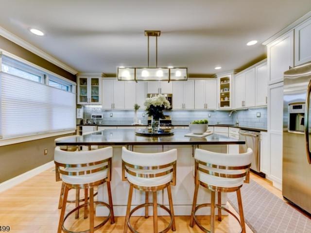 131 Bunker Hill Rd