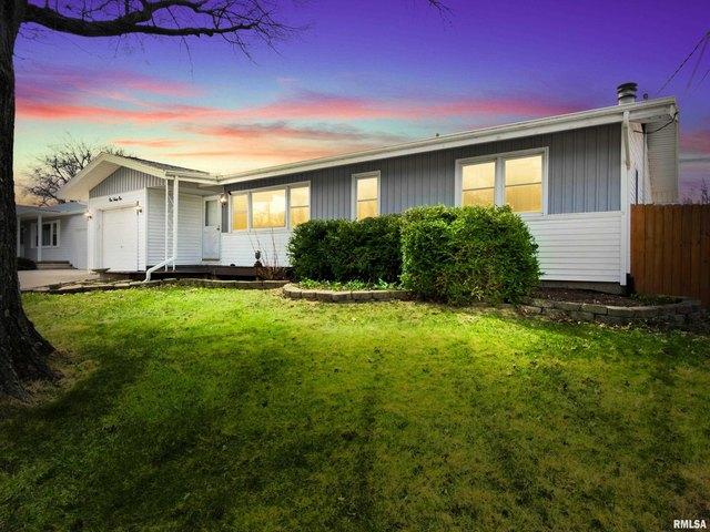 131 Glenridge Dr, East Peoria, IL 61611
