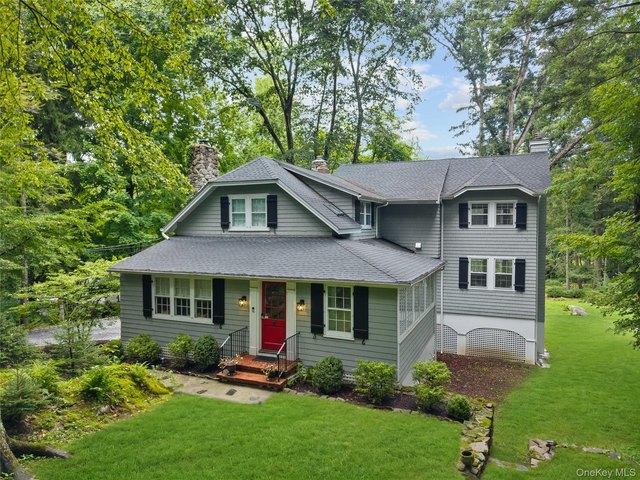 131 Douglas Rd, Chappaqua, NY 10514