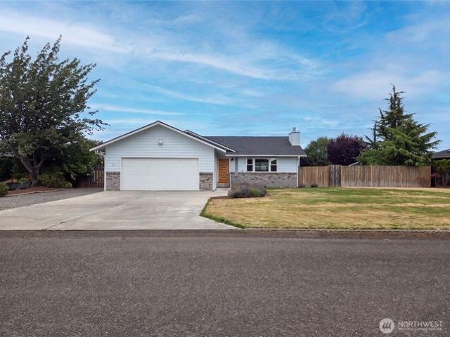 131 Duke Dr, Sequim, WA 98382