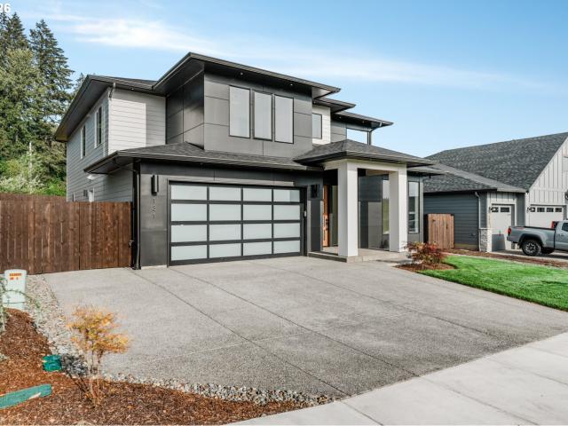 131 E 24TH AVE