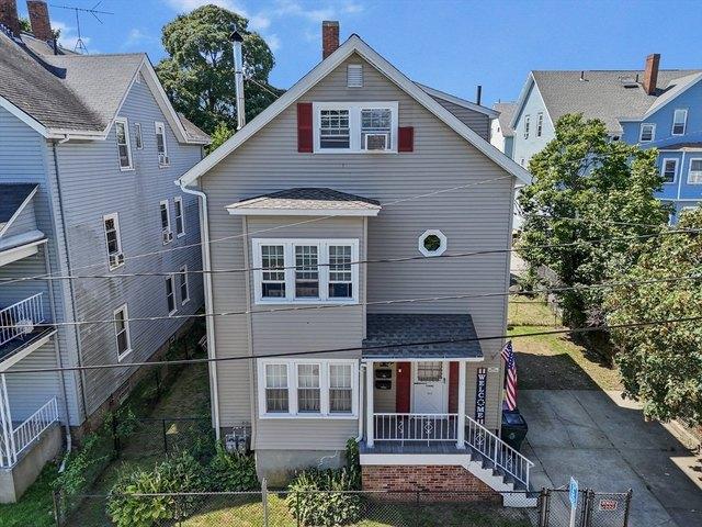 131 Foster St, Fall River, MA 02721