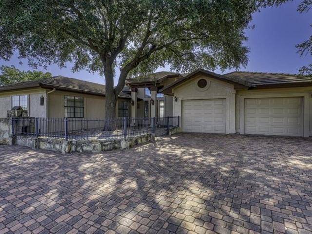 131 Florentine, Horseshoe Bay, TX 78657