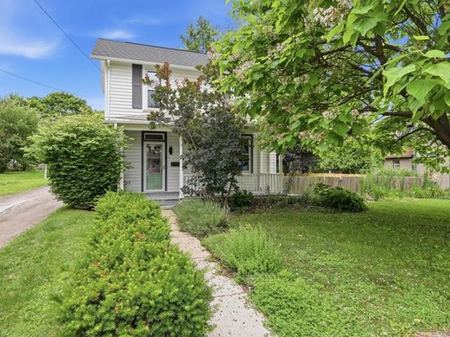 131 Front St, Groveport, OH 43125