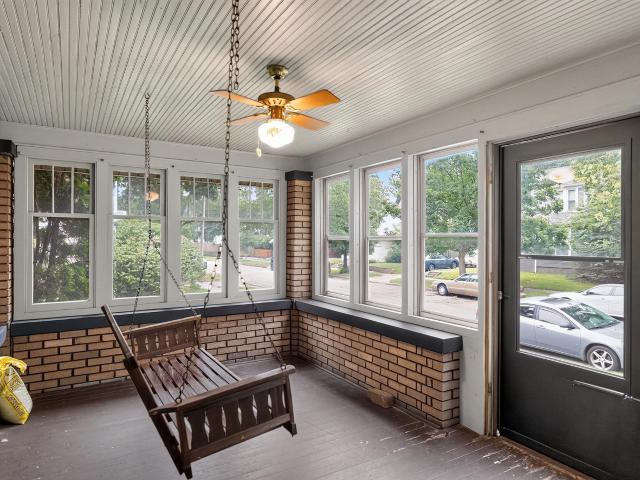 131 Kenyon Avenue