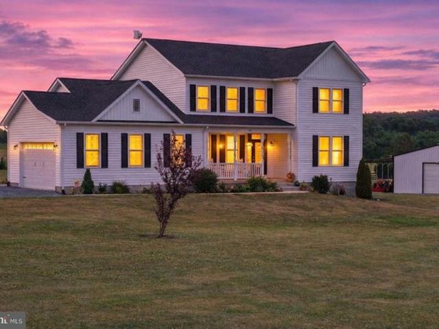 131 Hokie Ln, Stephens City, VA 22655