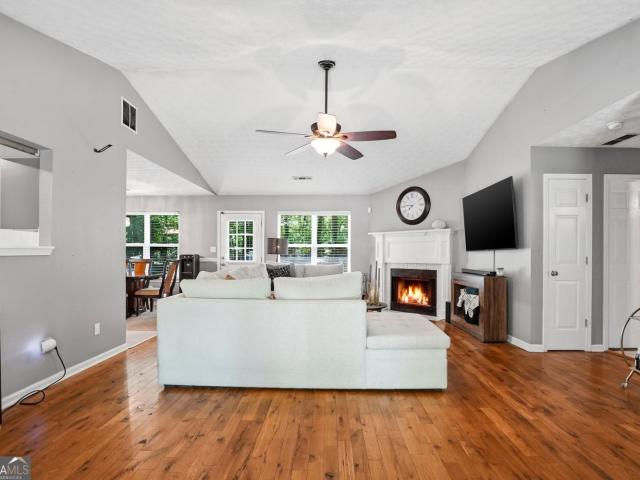 131 Homestead Way