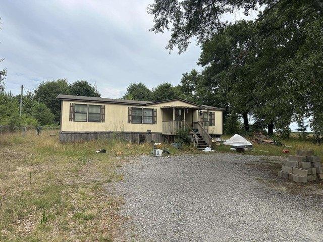 131 Horseshoe Cir, Chesnee, SC 29323