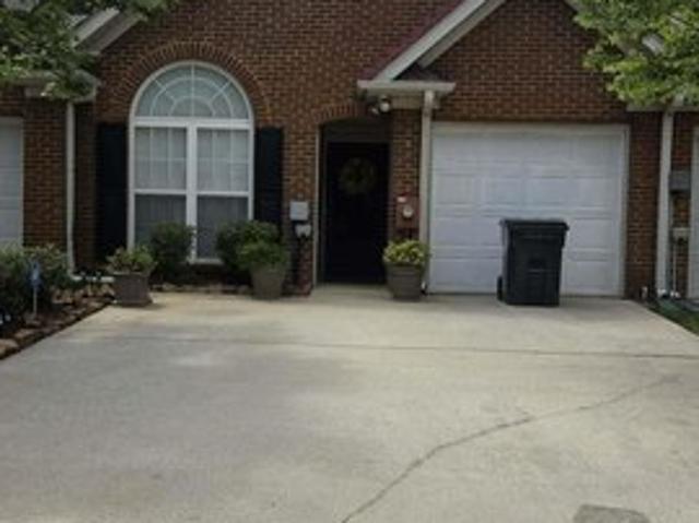 131 Hayesbury Ln, Pelham, AL 35124
