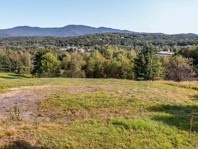 131 Hazy Ln, Stowe, VT 05672