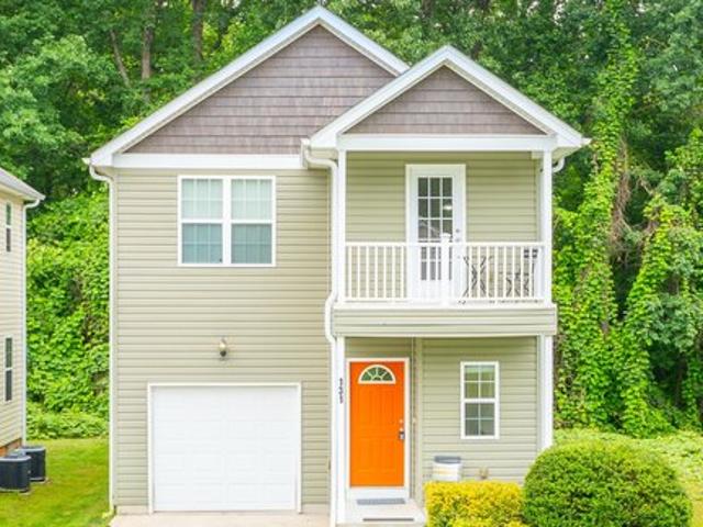 131 High Bluff Cir, Mooresville, NC 28115