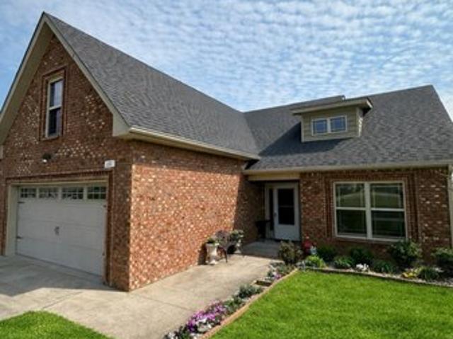 131 Irish Oaks Dr, Portland, TN 37148