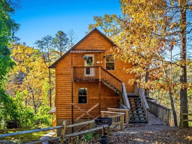 131 John Green Rd, Gatlinburg, TN 37738
