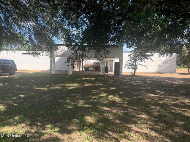 131 Jefferson Davis Boulevard
