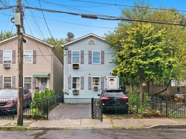 131 Orient Ave, Jersey City, NJ 07305