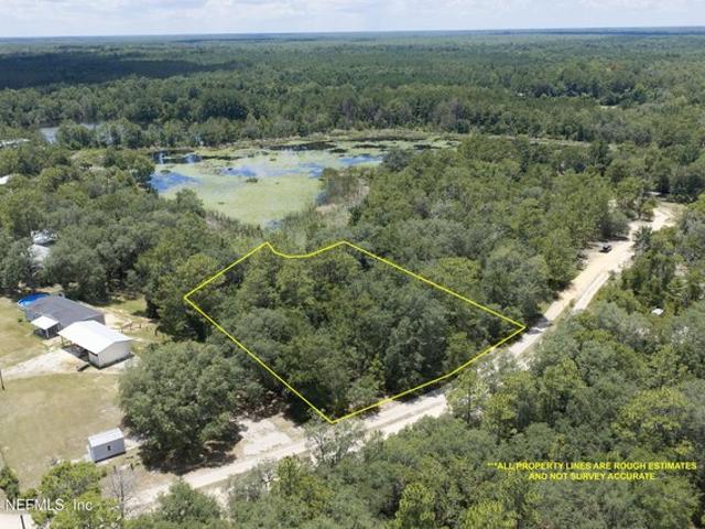 131 Long Branch Trl, Interlachen, FL 32148